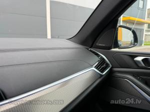 Pelēks BMW X5 2019 Tallina, ar dzinēja tilpumu 3.00 L un nobraukumu 165 tūkst. km par 44990 €, foto 28 vietnē AUTOMOTO.COM.LV