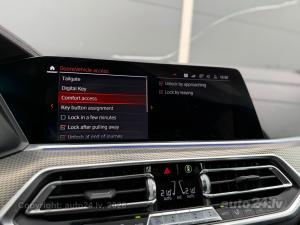 Pelēks BMW X5 2019 Tallina, ar dzinēja tilpumu 3.00 L un nobraukumu 165 tūkst. km par 44990 €, foto 30 vietnē AUTOMOTO.COM.LV