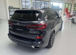 Grey BMW X5 2019 in Utena, with an engine capacity of 2.99 L and mileage of 194 thousand km for 35900 €, photo 6 on AUTOMOTO.COM.LV
