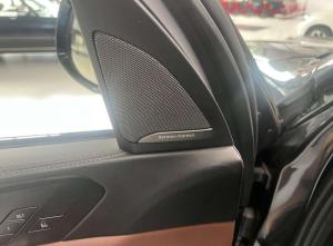 Grey BMW X5 2019 in Utena, with an engine capacity of 2.99 L and mileage of 194 thousand km for 35900 €, photo 13 on AUTOMOTO.COM.LV