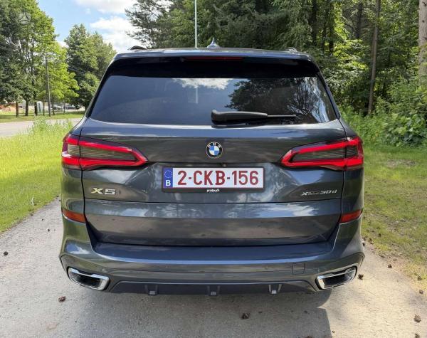 Grey BMW X5 2019 in Utena, with an engine capacity of 2.99 L and mileage of 195 thousand km for 35950 €, photo 7 on AUTOMOTO.COM.LV