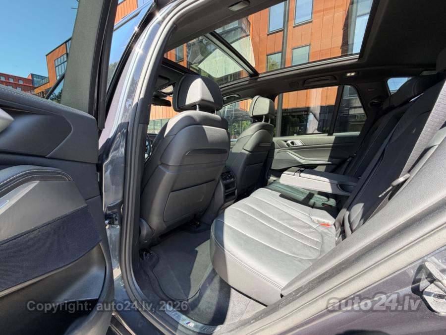 Pelēks BMW X5 2019 Tallina, ar dzinēja tilpumu 3.00 L un nobraukumu 135 tūkst. km par 47500 €, foto 13 vietnē AUTOMOTO.COM.LV