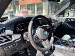 Pelēks BMW X5 2019 Tallina, ar dzinēja tilpumu 3.00 L un nobraukumu 135 tūkst. km par 47500 €, foto 14 vietnē AUTOMOTO.COM.LV