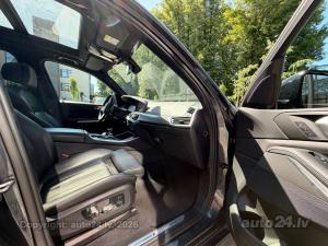 Pelēks BMW X5 2019 Tallina, ar dzinēja tilpumu 3.00 L un nobraukumu 135 tūkst. km par 47500 €, foto 15 vietnē AUTOMOTO.COM.LV