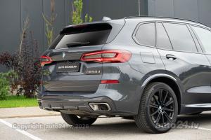 Pelēks BMW X5 2019 Tartu, ar dzinēja tilpumu 3.00 L un nobraukumu 131 tūkst. km par 44700 €, foto 9 vietnē AUTOMOTO.COM.LV
