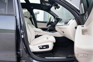 Pelēks BMW X5 2019 Tartu, ar dzinēja tilpumu 3.00 L un nobraukumu 131 tūkst. km par 44700 €, foto 21 vietnē AUTOMOTO.COM.LV