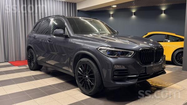 Pelēks BMW X5 2020 Rīga, ar dzinēja tilpumu 3.00 L un nobraukumu 165 tūkst. km par 38990 €, foto 3 vietnē AUTOMOTO.COM.LV