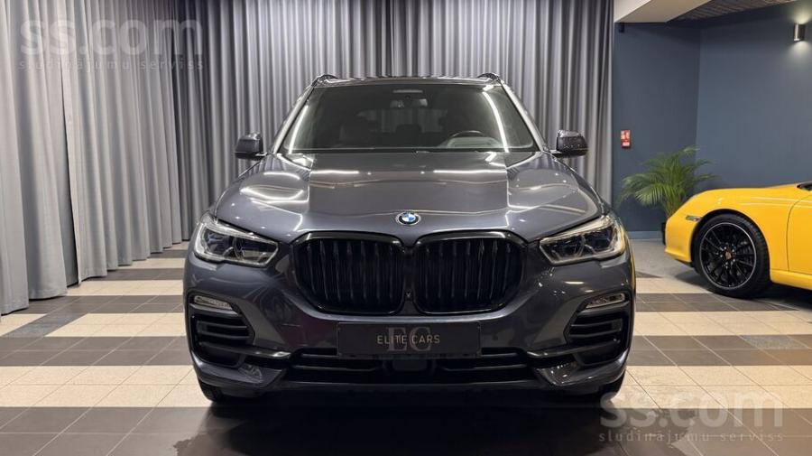 Pelēks BMW X5 2020 Rīga, ar dzinēja tilpumu 3.00 L un nobraukumu 165 tūkst. km par 38990 €, foto 2 vietnē AUTOMOTO.COM.LV