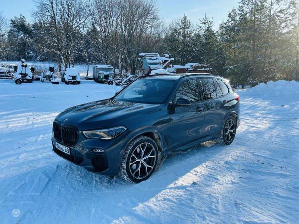 Pelēks BMW X5 2020 Viļņa, ar dzinēja tilpumu 2.99 L un nobraukumu 176 tūkst. km par 44500 €, foto 2 vietnē AUTOMOTO.COM.LV