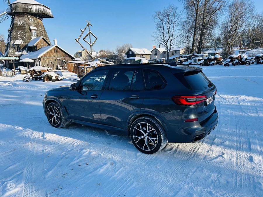 Pelēks BMW X5 2020 Viļņa, ar dzinēja tilpumu 2.99 L un nobraukumu 176 tūkst. km par 44500 €, foto 3 vietnē AUTOMOTO.COM.LV