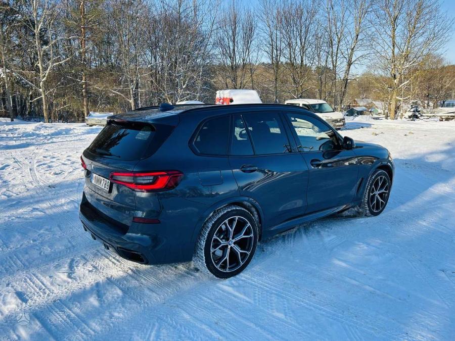 Pelēks BMW X5 2020 Viļņa, ar dzinēja tilpumu 2.99 L un nobraukumu 176 tūkst. km par 44500 €, foto 4 vietnē AUTOMOTO.COM.LV