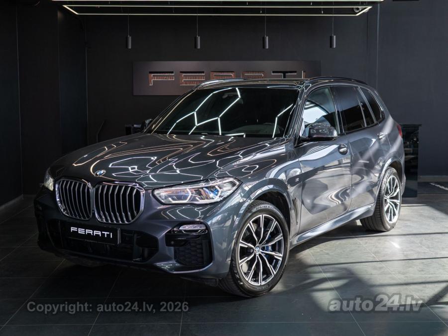 Pelēks BMW X5 2020 Tallina, ar dzinēja tilpumu 3.00 L un nobraukumu 132 tūkst. km par 46900 €, foto 1 vietnē AUTOMOTO.COM.LV