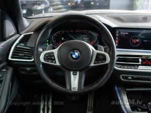 Pelēks BMW X5 2020 Tallina, ar dzinēja tilpumu 3.00 L un nobraukumu 132 tūkst. km par 46900 €, foto 7 vietnē AUTOMOTO.COM.LV