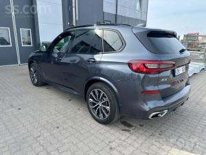 Pelēks BMW X5 2020 Rīga, ar dzinēja tilpumu 3.00 L un nobraukumu 124 tūkst. km par 42900 €, foto 5 vietnē AUTOMOTO.COM.LV