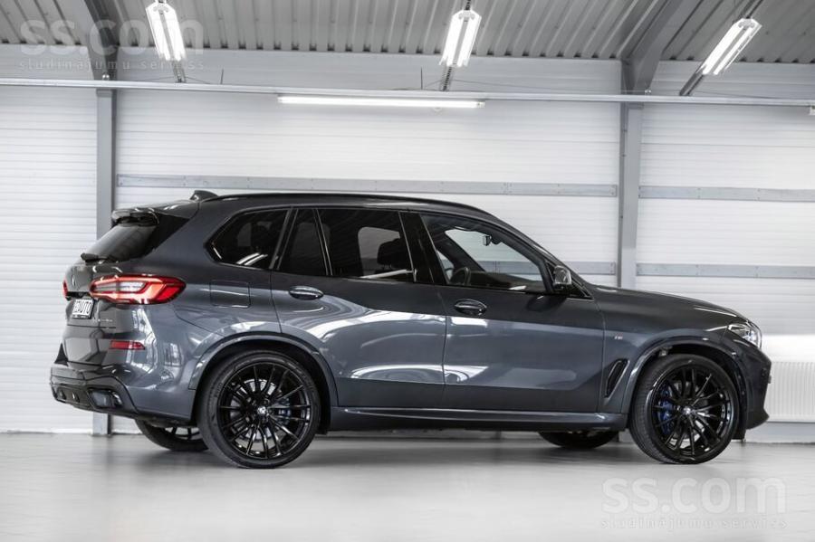 Pelēks BMW X5 2020 Tukums, ar dzinēja tilpumu 3.00 L un nobraukumu 0 tūkst. km par 48800 €, foto 4 vietnē AUTOMOTO.COM.LV