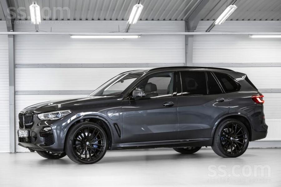 Pelēks BMW X5 2020 Tukums, ar dzinēja tilpumu 3.00 L un nobraukumu 0 tūkst. km par 48800 €, foto 7 vietnē AUTOMOTO.COM.LV