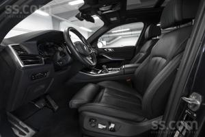 Pelēks BMW X5 2020 Tukums, ar dzinēja tilpumu 3.00 L un nobraukumu 0 tūkst. km par 48800 €, foto 13 vietnē AUTOMOTO.COM.LV