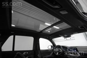 Pelēks BMW X5 2020 Tukums, ar dzinēja tilpumu 3.00 L un nobraukumu 0 tūkst. km par 48800 €, foto 17 vietnē AUTOMOTO.COM.LV