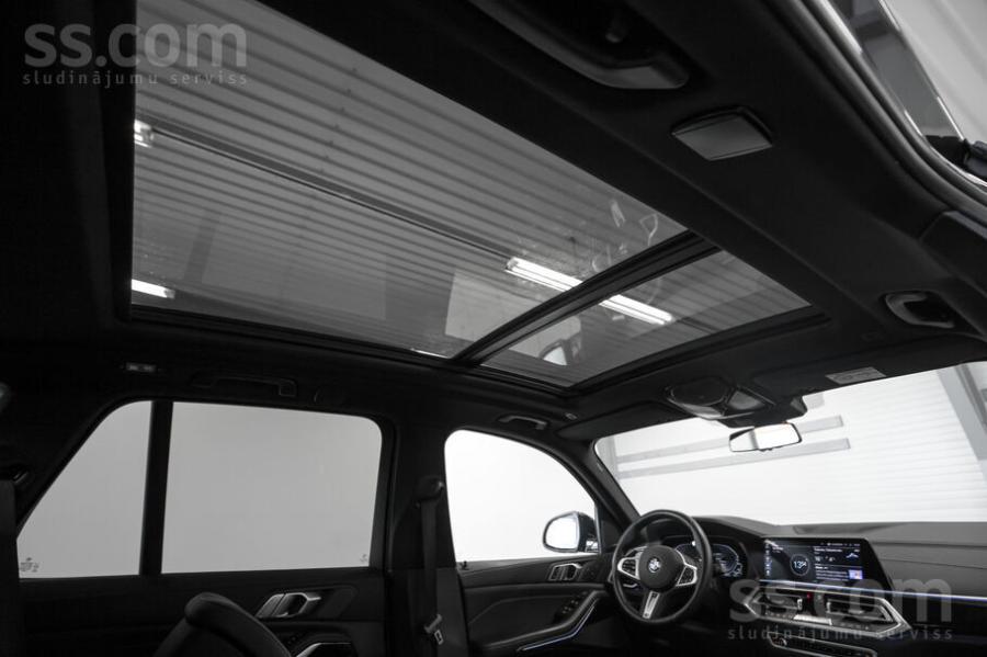 Pelēks BMW X5 2020 Tukums, ar dzinēja tilpumu 3.00 L un nobraukumu 0 tūkst. km par 48800 €, foto 17 vietnē AUTOMOTO.COM.LV