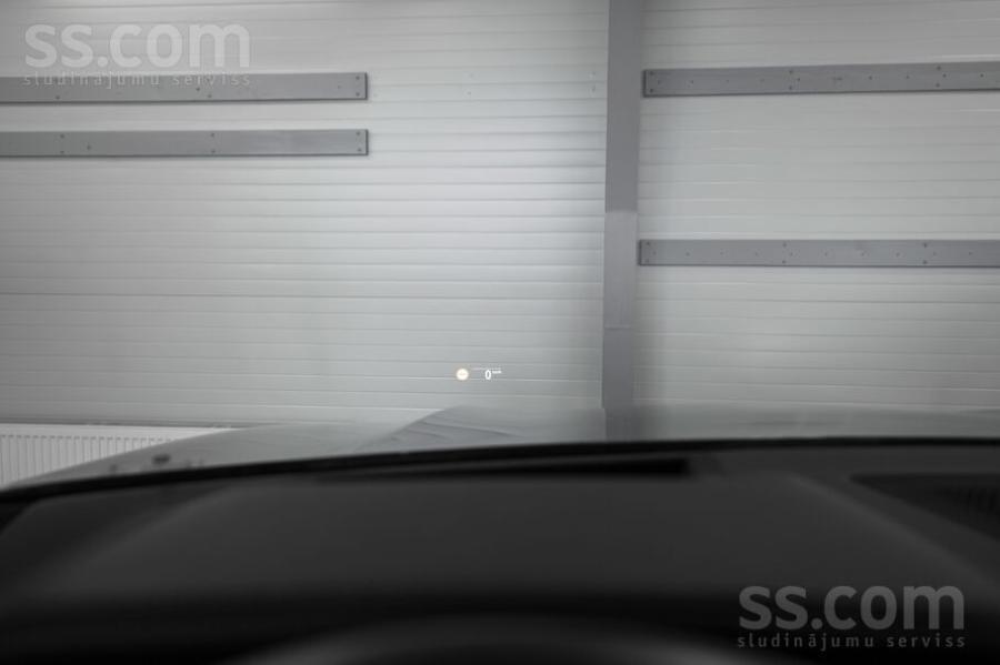 Pelēks BMW X5 2020 Tukums, ar dzinēja tilpumu 3.00 L un nobraukumu 0 tūkst. km par 48800 €, foto 26 vietnē AUTOMOTO.COM.LV