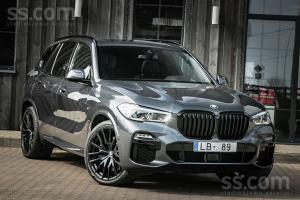 Pelēks BMW X5 2020 Rīga, ar dzinēja tilpumu 3.00 L un nobraukumu 180 tūkst. km par 42777 €, foto 4 vietnē AUTOMOTO.COM.LV