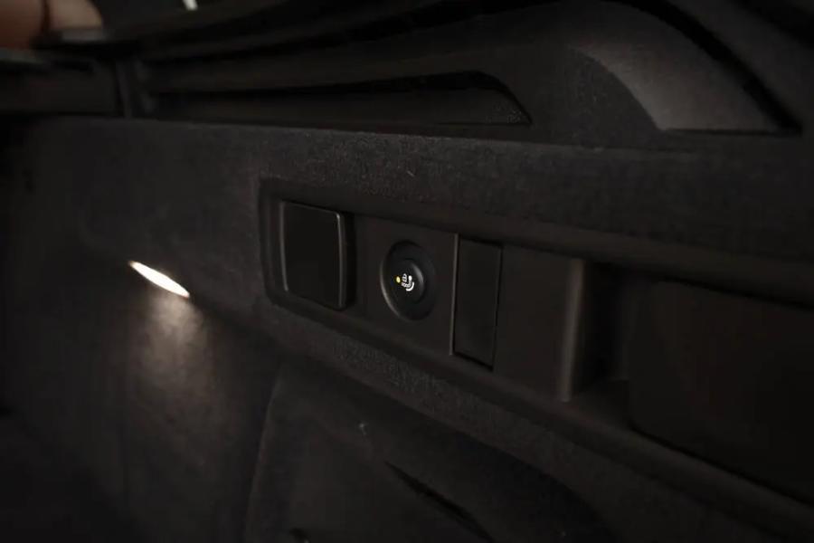 Grey BMW X5 2020 in Jelgava, with an engine capacity of 3.00 L and mileage of 130 thousand km for 52850 €, photo 16 on AUTOMOTO.COM.LV