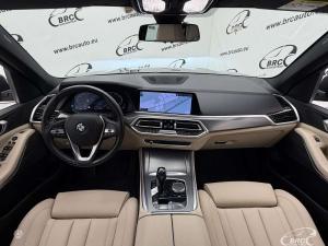Grey BMW X5 2020 in Vilnius, with an engine capacity of 2.00 L and mileage of 40 thousand km for 39900 €, photo 5 on AUTOMOTO.COM.LV