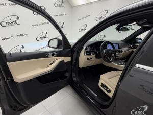 Grey BMW X5 2020 in Vilnius, with an engine capacity of 2.00 L and mileage of 40 thousand km for 39900 €, photo 21 on AUTOMOTO.COM.LV