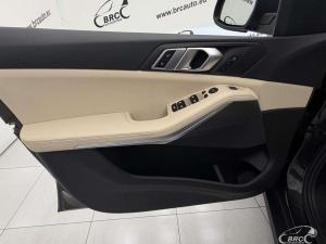 Grey BMW X5 2020 in Vilnius, with an engine capacity of 2.00 L and mileage of 40 thousand km for 39900 €, photo 22 on AUTOMOTO.COM.LV