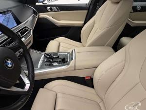 Grey BMW X5 2020 in Vilnius, with an engine capacity of 2.00 L and mileage of 40 thousand km for 39900 €, photo 26 on AUTOMOTO.COM.LV
