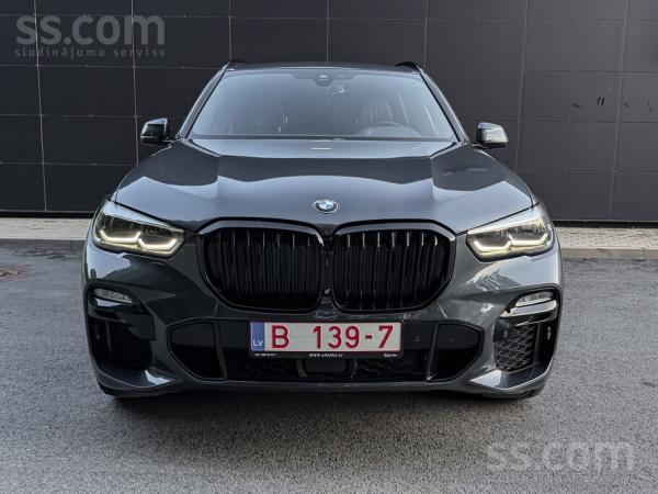 Grey BMW X5 2020 in Jelgava, with an engine capacity of 3.00 L and mileage of 195 thousand km for 38500 €, photo 3 on AUTOMOTO.COM.LV