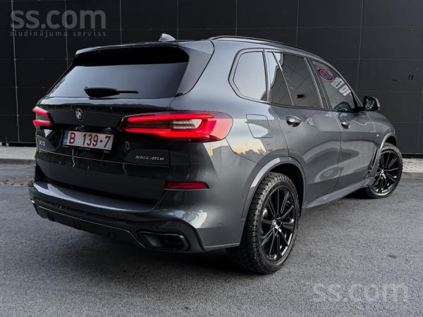 Grey BMW X5 2020 in Jelgava, with an engine capacity of 3.00 L and mileage of 195 thousand km for 38500 €, photo 7 on AUTOMOTO.COM.LV