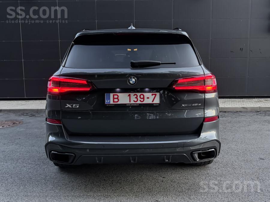 Grey BMW X5 2020 in Jelgava, with an engine capacity of 3.00 L and mileage of 195 thousand km for 38500 €, photo 11 on AUTOMOTO.COM.LV