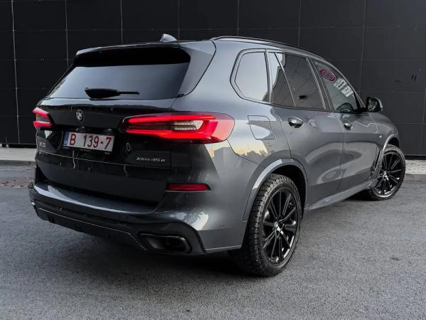 Grey BMW X5 2020 in Jelgava, with an engine capacity of 3.00 L and mileage of 195 thousand km for 38500 €, photo 7 on AUTOMOTO.COM.LV