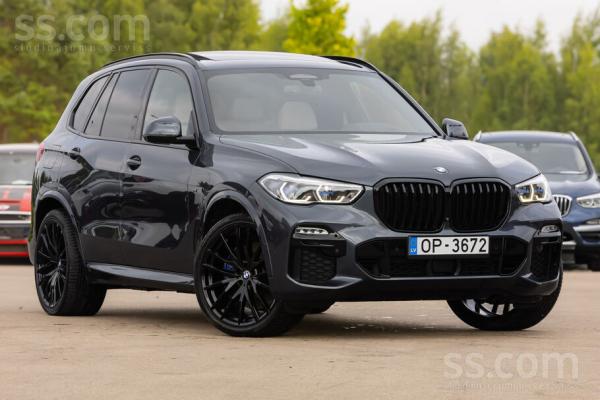 Grey BMW X5 2020 in Jelgava, with an engine capacity of 3.00 L and mileage of 0 thousand km for 45500 €, photo 3 on AUTOMOTO.COM.LV