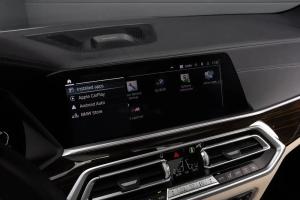 Pelēks BMW X5 2020 Jelgava, ar dzinēja tilpumu 3.00 L un nobraukumu 122 tūkst. km par 45500 €, foto 23 vietnē AUTOMOTO.COM.LV