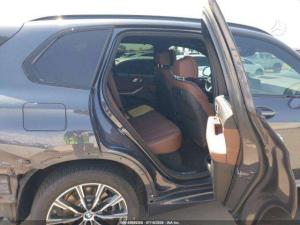Grey BMW X5 2020 in Klaipeda, with an engine capacity of 3.00 L and mileage of 131 thousand km for 17000 €, photo 9 on AUTOMOTO.COM.LV