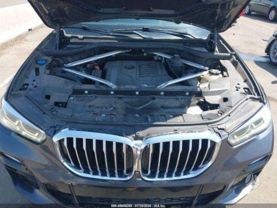 Grey BMW X5 2020 in Klaipeda, with an engine capacity of 3.00 L and mileage of 131 thousand km for 17000 €, photo 11 on AUTOMOTO.COM.LV