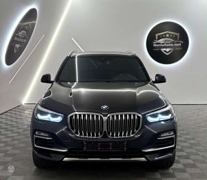 Grey BMW X5 2020 in Marijampole, with an engine capacity of 3.00 L and mileage of 57 thousand km for 37850 €, photo 32 on AUTOMOTO.COM.LV