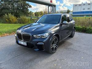 Grey BMW X5 2020 in Riga, with an engine capacity of 3.00 L and mileage of 203 thousand km for 38500 €, photo  on AUTOMOTO.COM.LV