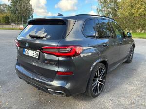 Grey BMW X5 2020 in Riga, with an engine capacity of 3.00 L and mileage of 203 thousand km for 38500 €, photo 3 on AUTOMOTO.COM.LV