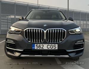 Pelēks BMW X5 2021 Tallina, ar dzinēja tilpumu 3.00 L un nobraukumu 63 tūkst. km par 54450 €, foto 4 vietnē AUTOMOTO.COM.LV