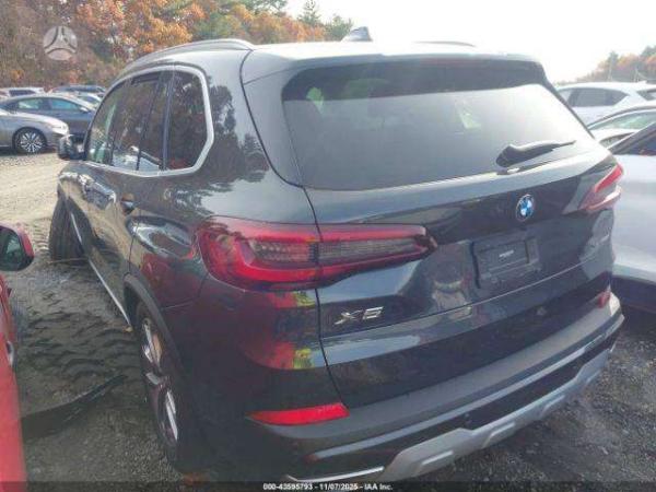 Grey BMW X5 2021 in Klaipeda, with an engine capacity of 3.00 L and mileage of 51 thousand km for 16400 €, photo 3 on AUTOMOTO.COM.LV