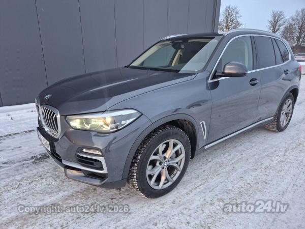 Grey BMW X5 2021 in Tallinn, with an engine capacity of 3.00 L and mileage of 164 thousand km for 43300 €, photo 6 on AUTOMOTO.COM.LV