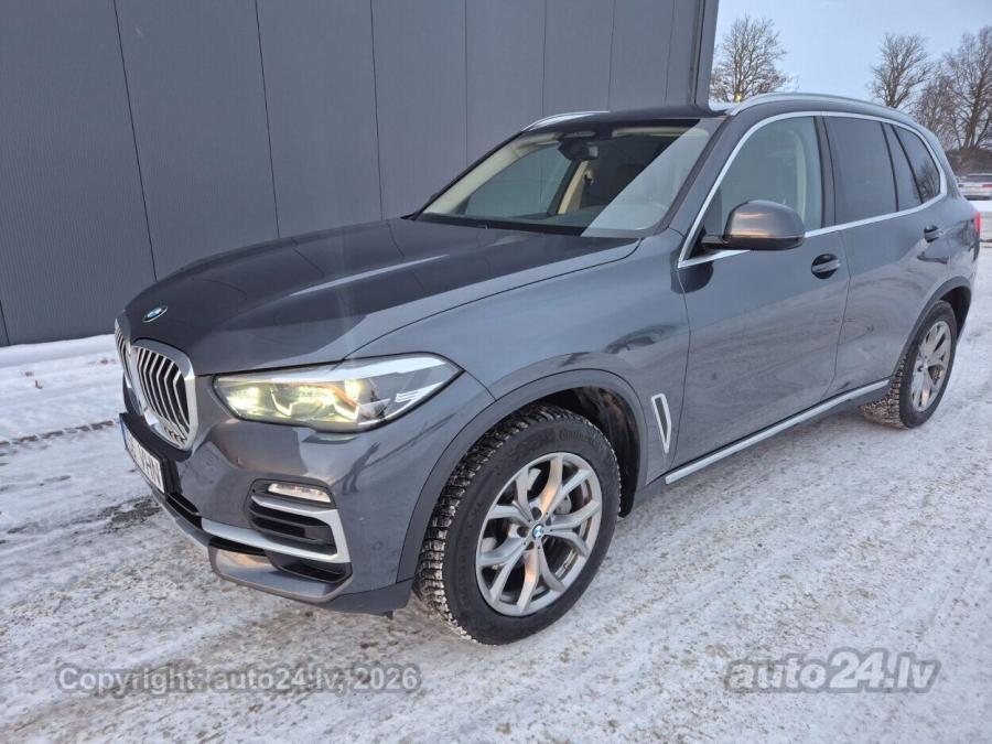 Pelēks BMW X5 2021 Tallina, ar dzinēja tilpumu 3.00 L un nobraukumu 164 tūkst. km par 43300 €, foto 6 vietnē AUTOMOTO.COM.LV