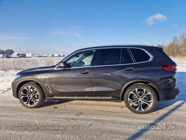 Pelēks BMW X5 2021 Tallina, ar dzinēja tilpumu 3.00 L un nobraukumu 101 tūkst. km par 52500 €, foto 1 vietnē AUTOMOTO.COM.LV