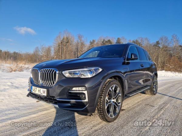 Pelēks BMW X5 2021 Tallina, ar dzinēja tilpumu 3.00 L un nobraukumu 101 tūkst. km par 52500 €, foto 3 vietnē AUTOMOTO.COM.LV