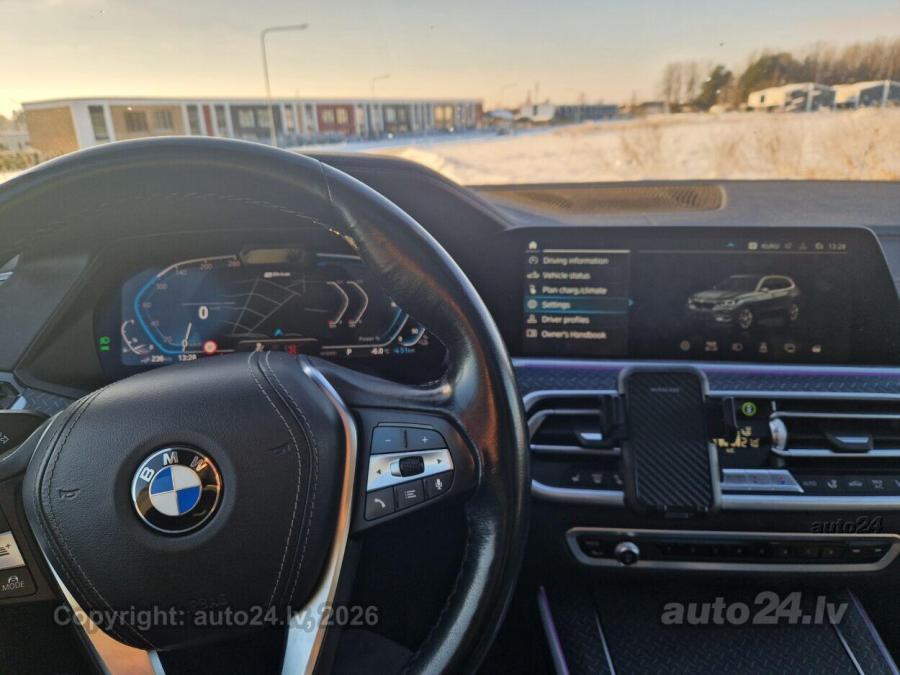 Pelēks BMW X5 2021 Tallina, ar dzinēja tilpumu 3.00 L un nobraukumu 101 tūkst. km par 52500 €, foto 8 vietnē AUTOMOTO.COM.LV