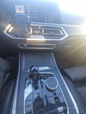 Pelēks BMW X5 2021 Tallina, ar dzinēja tilpumu 3.00 L un nobraukumu 101 tūkst. km par 52500 €, foto 11 vietnē AUTOMOTO.COM.LV