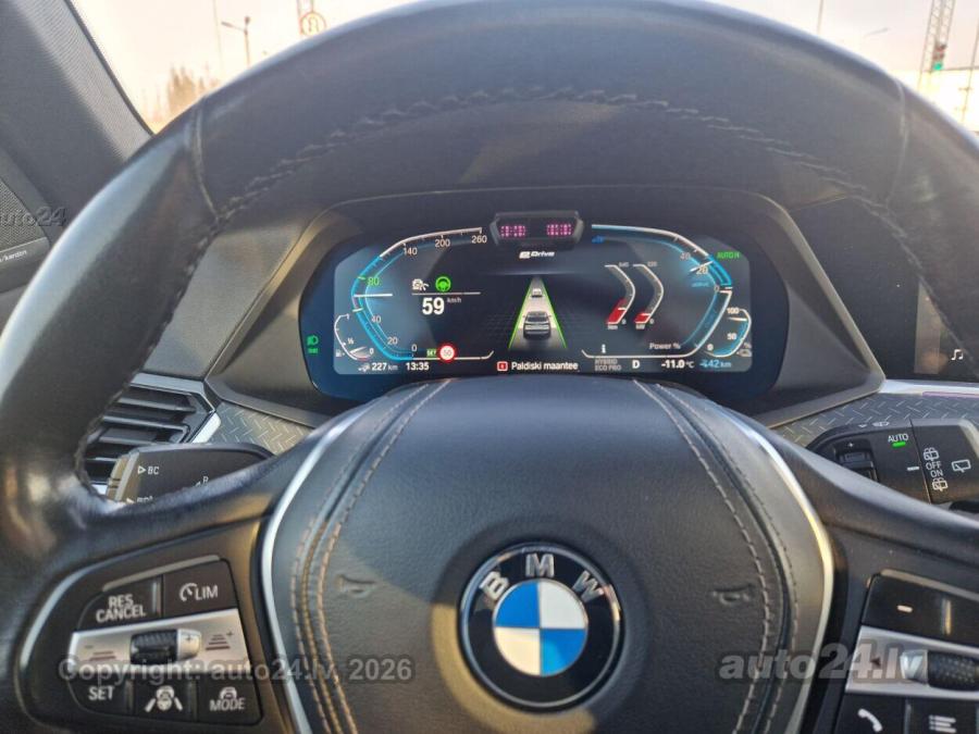 Pelēks BMW X5 2021 Tallina, ar dzinēja tilpumu 3.00 L un nobraukumu 101 tūkst. km par 52500 €, foto 12 vietnē AUTOMOTO.COM.LV